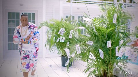 ‘Rake It Up’ Video — Photos From Nicki Minaj & Yo Gotti’s Music Video ...