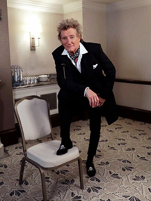 Rod Stewart Pics: See The Legendary British Rock Singer – Hollywood Life