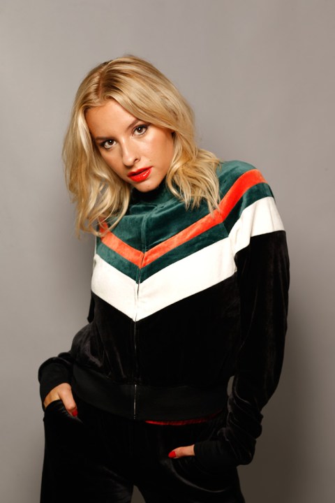 Sophie Beem — Photos Of The Singer – Hollywood Life