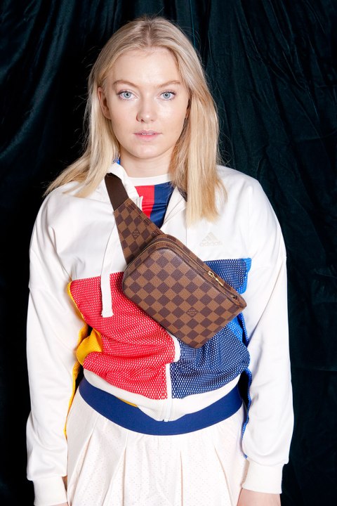 Astrid S — PICS – Hollywood Life