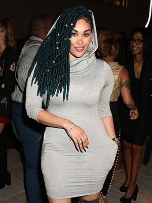 Keke Wyatt: Photos Of The Singer – Hollywood Life