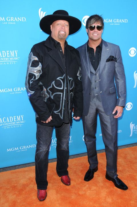 Troy Gentry: Photos Of Country Singer – Hollywood Life