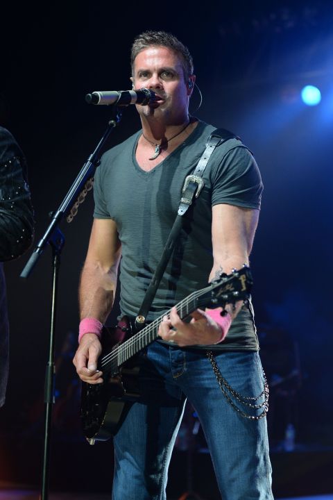 Troy Gentry: Photos Of Country Singer – Hollywood Life