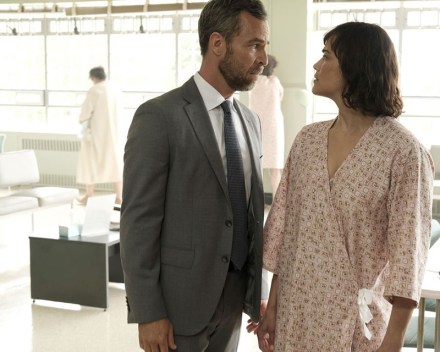 ‘Somewhere Between’ Finale: Nico & Laura Are Blowing Up The World ...