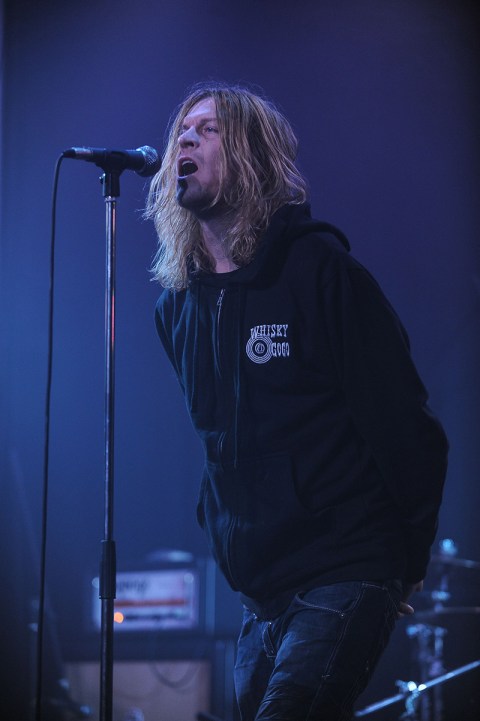 Wes Scantlin – See Pics of Puddle of Mudd’s Lead Singer – Hollywood Life