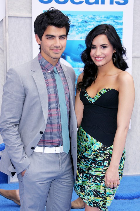 Joe Jonas’ Dating History: See Photos of the Singer and His Exes ...