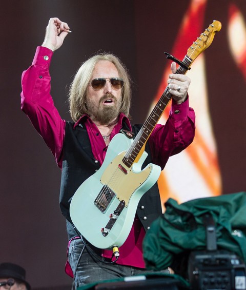 Tom Petty: Photos Of The Legendary Singer – Hollywood Life