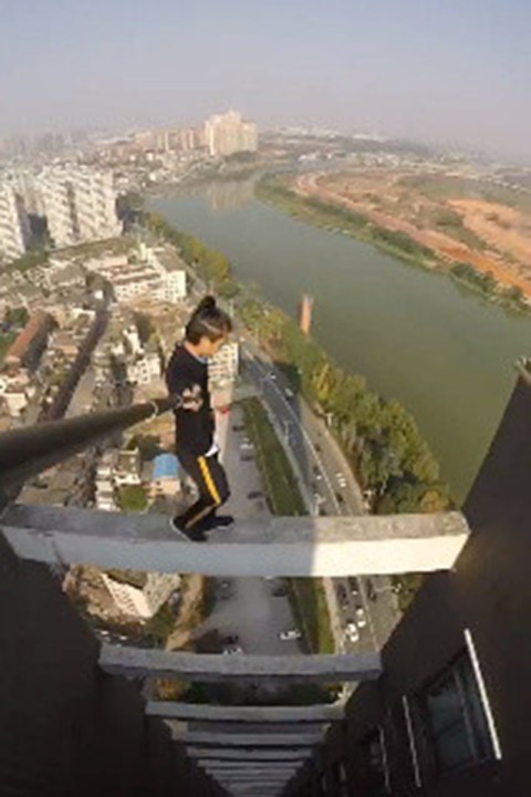 Wu Yongning: Photos Of The Late Chinese Rooftopper Daredevil ...