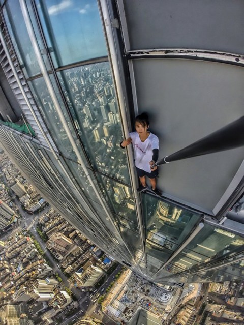 Wu Yongning: Photos Of The Late Chinese Rooftopper Daredevil ...