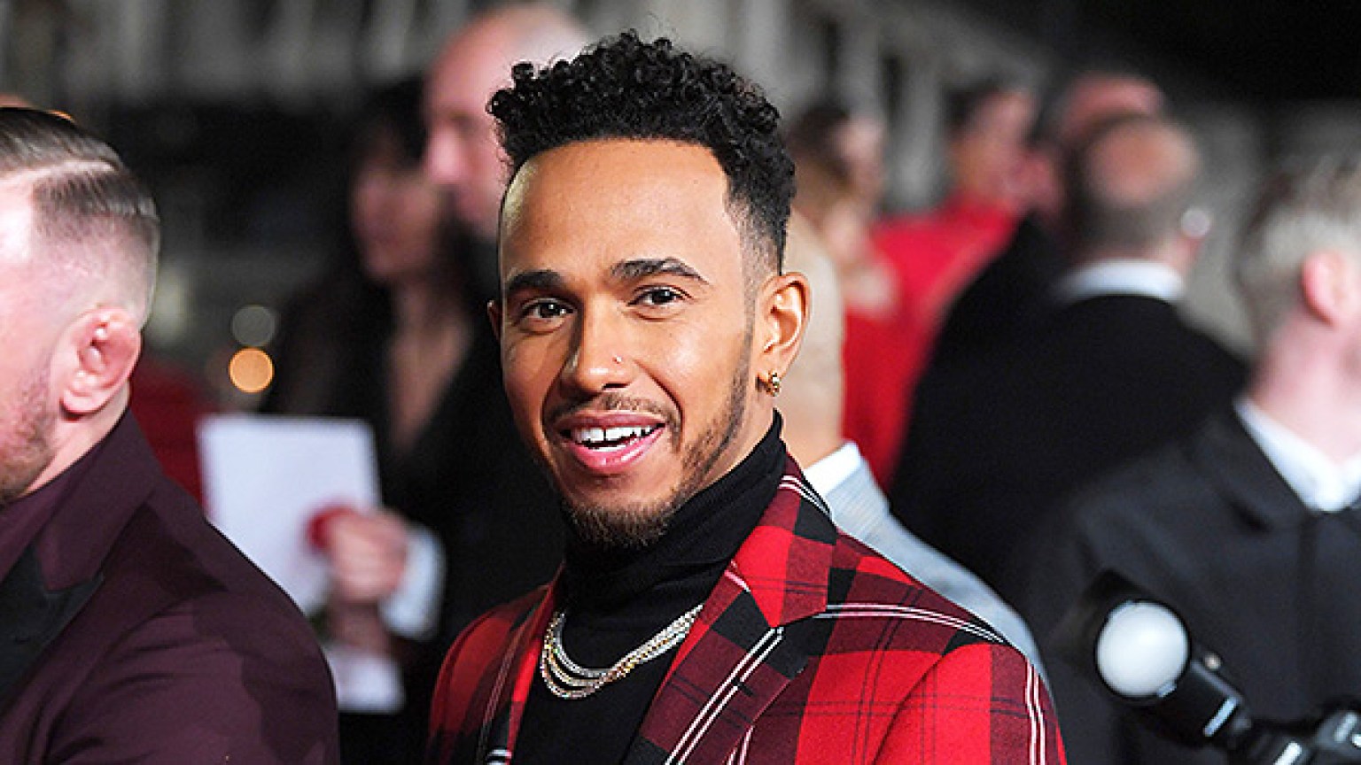Lewis Hamilton’s Ex GF Says He Wanted A Threesome With Karrueche Tran ...