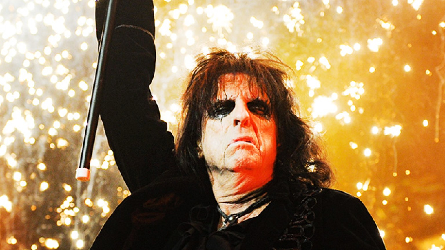 Who Is Alice Cooper? 5 Facts About Jesus Christ Superstar’s King Herod ...