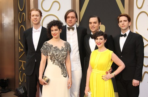 Arcade Fire: Photos Of The Indie Rock Band – Hollywood Life