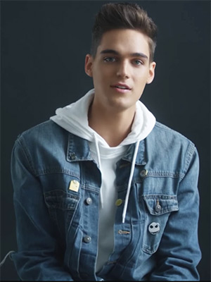 Nick Merico: PICS of the Singer & Former Nickelodeon Star – Hollywood Life