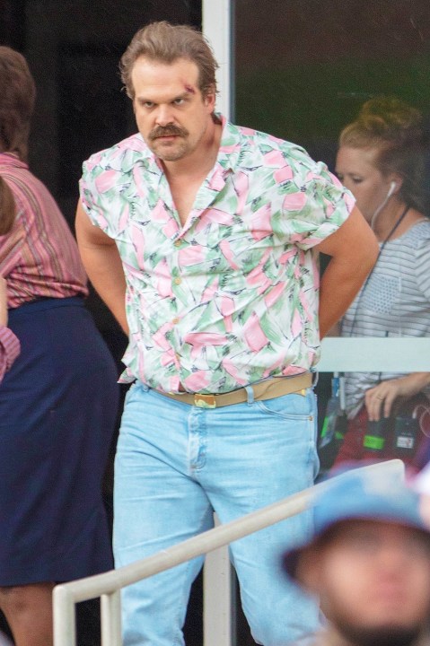 ‘Stranger Things’ Season 3 — Photos From Set & More – Hollywood Life