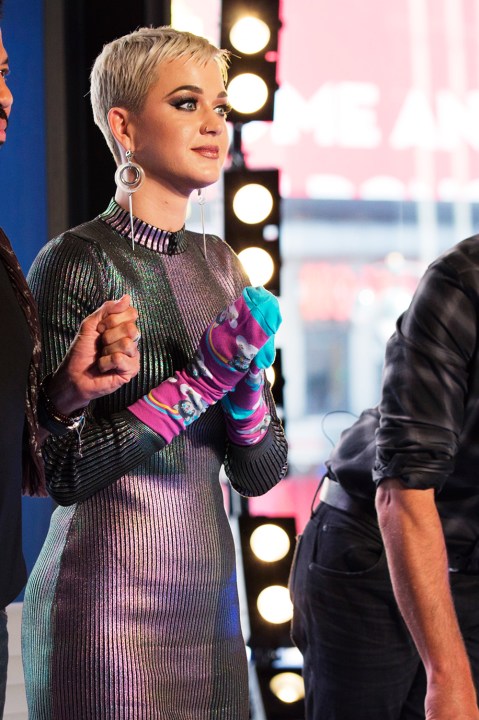 See Katy Perry’s American Idol Outfits In PICS! – Hollywood Life