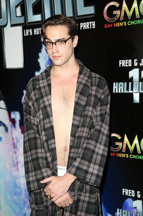 Ryan McCartan: PICS of the Singer/Actor – Hollywood Life