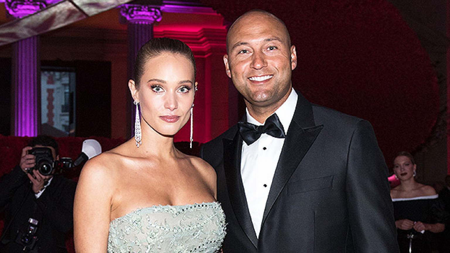 Hannah & Derek Jeter’s Daughter’s 1st Pic Revealed — See Sweet Infant ...
