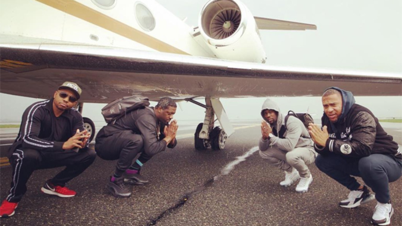Kevin Hart’s Airplane Scare: Tire Blows On Landing In Near Accident ...
