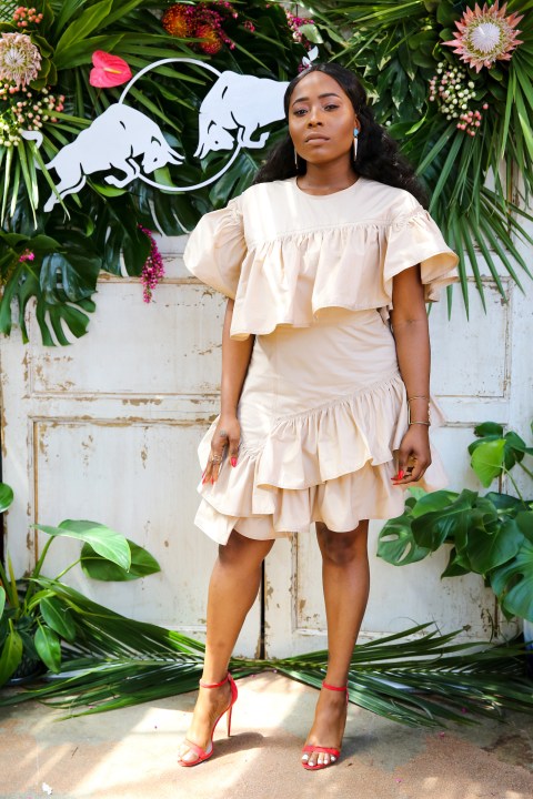 Ade Samuel Photos: Celeb Stylist Reveals Summer Party Tips – Hollywood Life