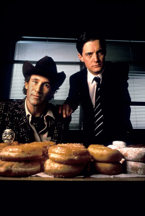 Stars Eating Donuts: Photos Of Celebrities Who Love The Sweet Treats ...