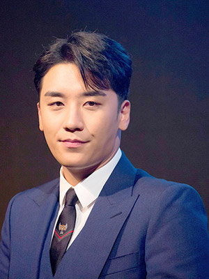 Seungri: Photos Of K-Pop Singer – Hollywood Life