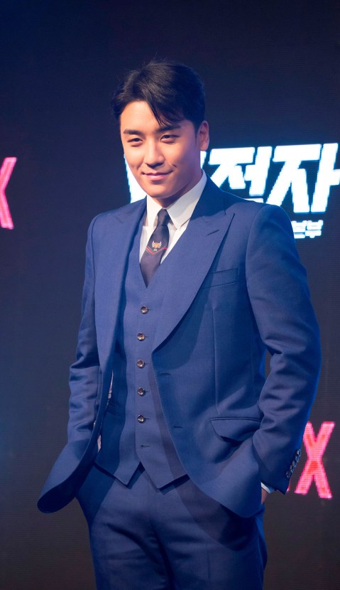 Seungri: Photos Of K-Pop Singer – Hollywood Life