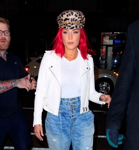 Halsey’s Hair Transformations – Pics Of All Her Colorful Looks ...