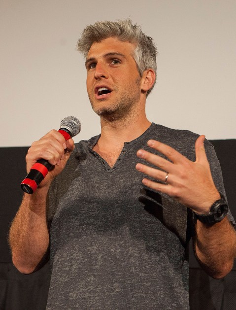 Max Joseph: Photos Of The ‘Catfish’ Star – Hollywood Life