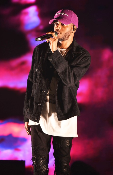 6lack: Photos Of The Rapper – Hollywood Life