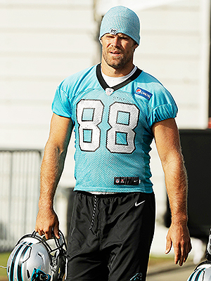 Greg Olsen — Photos Of The NFL Player – Hollywood Life