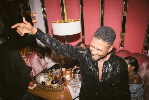 Usher’s 40th Birthday Party At Selects Delilah In Photos – Hollywood Life
