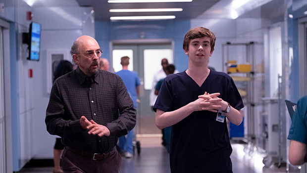 ‘The Good Doctor’: A Patient Kisses Shaun & Glassman’s Memory Worsens ...