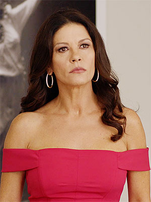‘Queen America’ — Photos Of Catherine Zeta-Jones Show – Hollywood Life