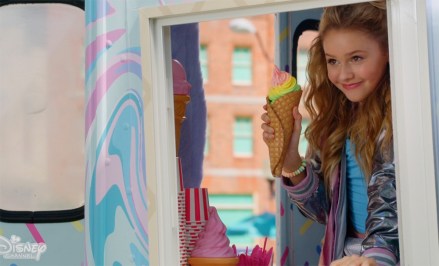 ‘Ruby Roke’ Dance Video First Look: Watch Ruby Rose Turner – Hollywood Life