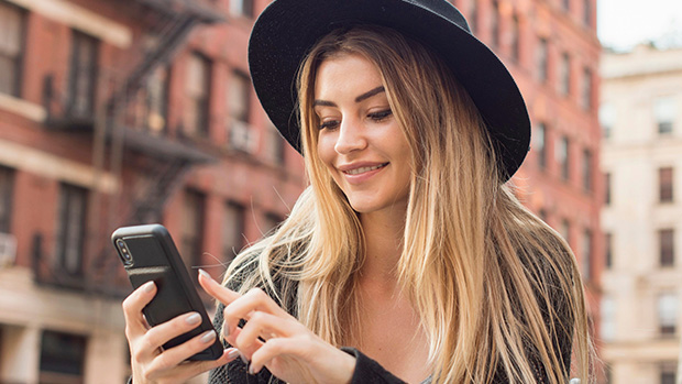 HollywoodLife Has A Mobile App: Download Now – Hollywood Life