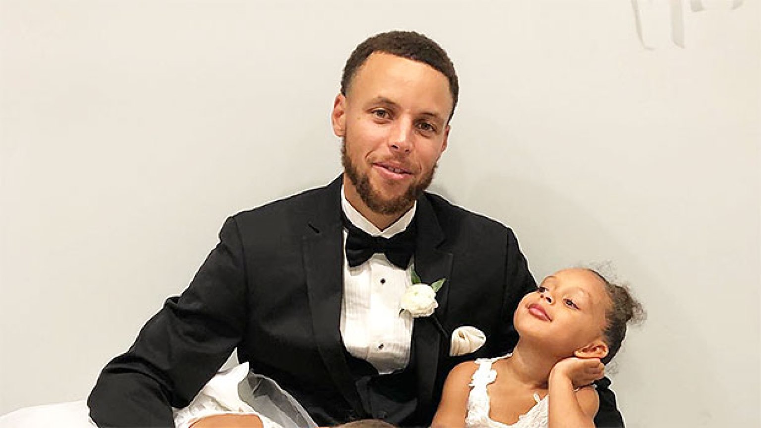 Steph Curry & His Son Look Alike In New Father/Son Pic – Hollywood Life