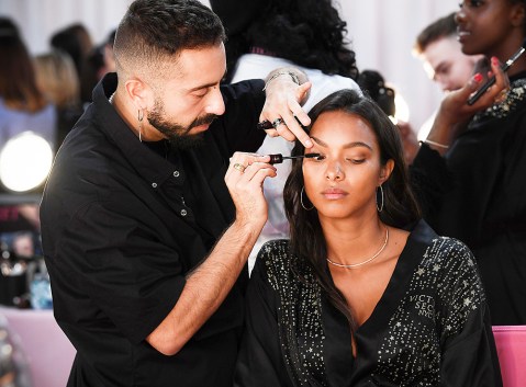 Victoria’s Secret: Backstage At VS Fashion Show – Models Getting Ready ...