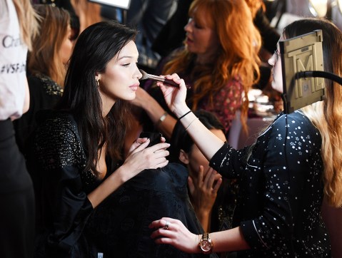 Victoria’s Secret: Backstage At VS Fashion Show – Models Getting Ready ...