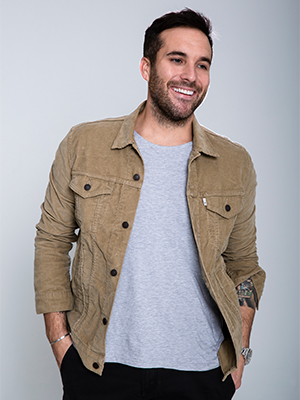 Tyler Rich: Photos Of The Singer – Hollywood Life