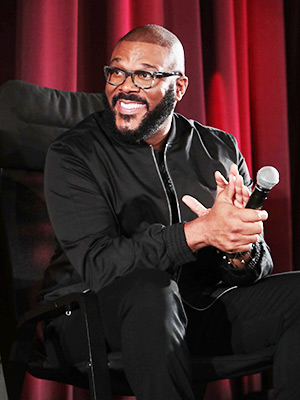 Tyler Perry Pics — See Photos Of The Entertainment Mogul – Hollywood Life