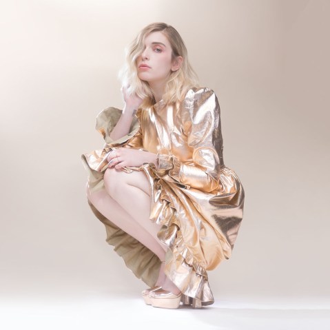 Verite: Photos Of The Singer – Hollywood Life