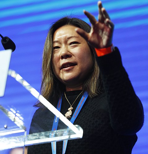 Sandi Tan: Pics Of The Filmmaker & Writer – Hollywood Life