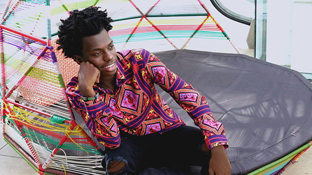 Tim Johnson Jr. Debuts ‘Hey U’ Video — Watch – Hollywood Life