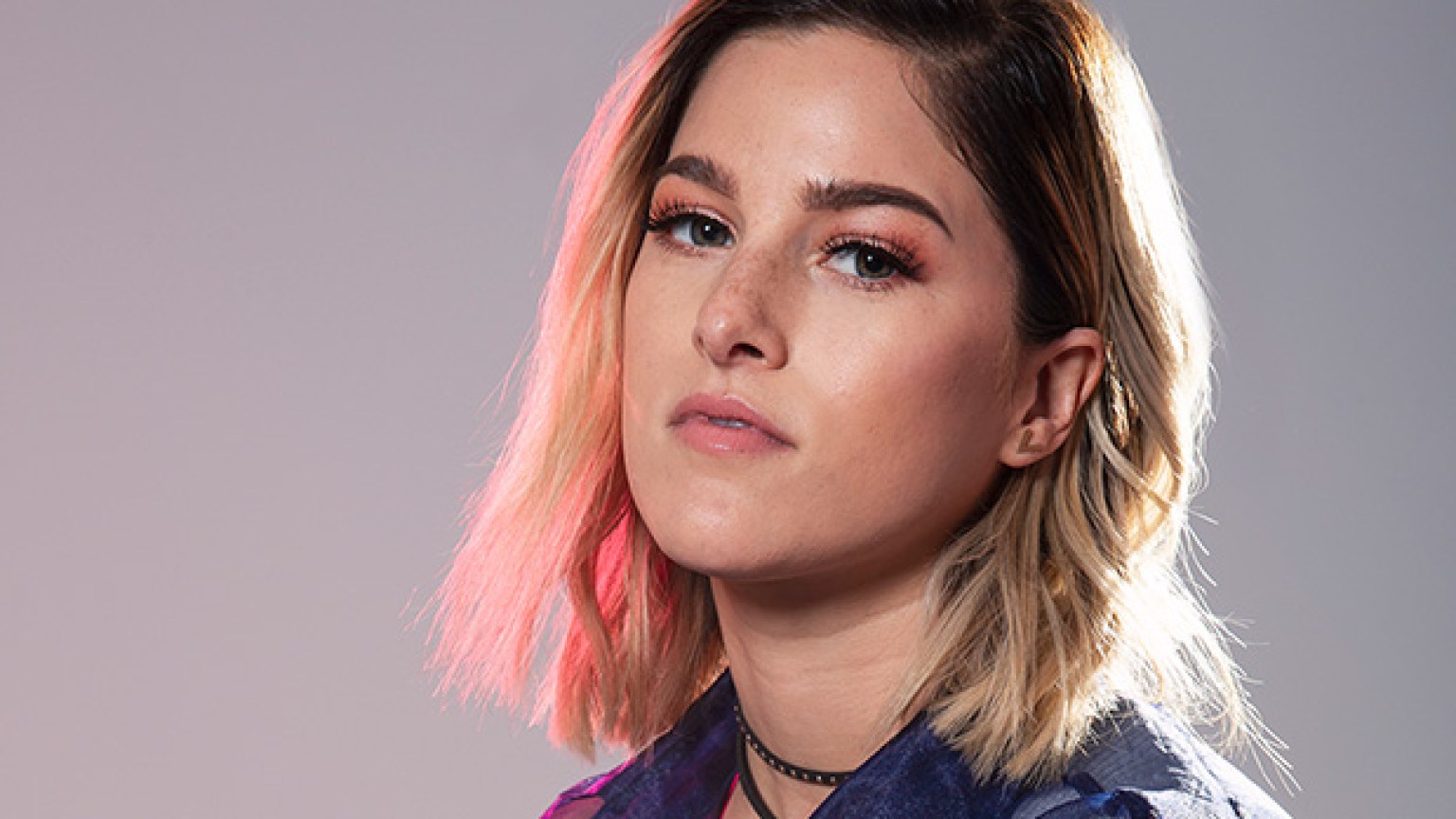 Cassadee Pope’s ‘Stages’ Album: She Reveals Inspiration & More ...