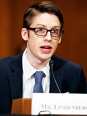 Ethan Lindenberger: Pics Of Teen Who Argued For Right To Get Vaccines ...