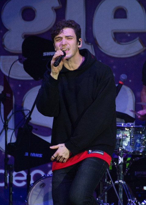 Lauv: Photos Of The Singer – Hollywood Life