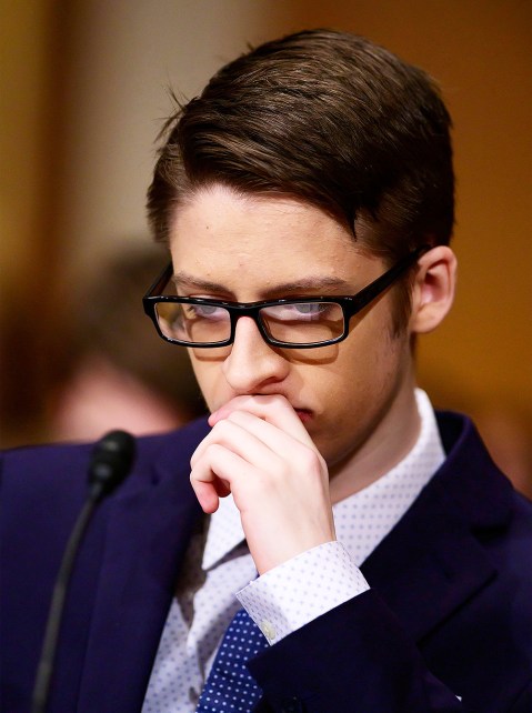 Ethan Lindenberger: Pics Of Teen Who Argued For Right To Get Vaccines ...