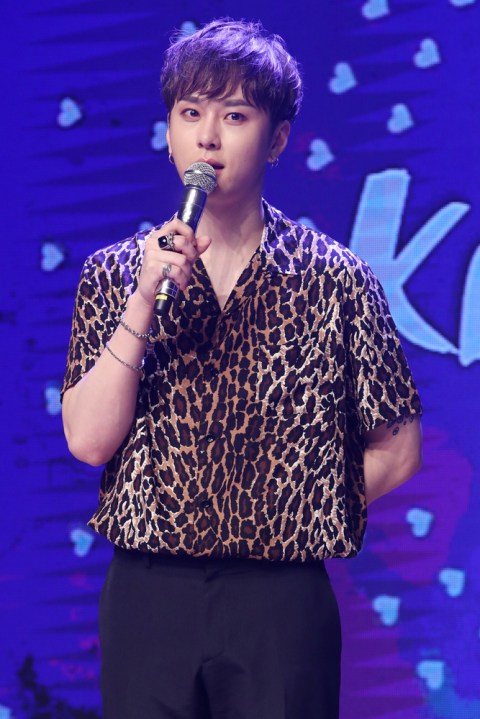 Yong Junhyung — Pics Of K-Pop Singer – Hollywood Life