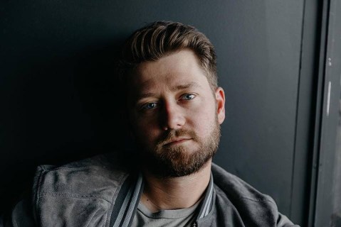 Adam Doleac: Photos Of The Singer – Hollywood Life