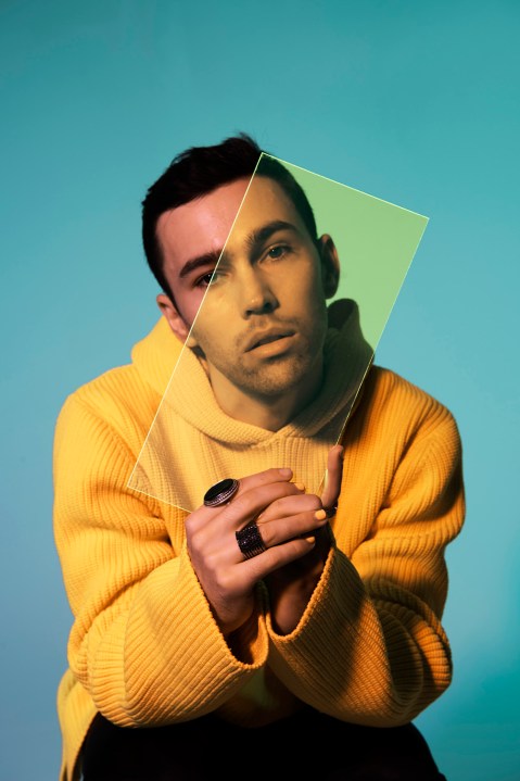 MAX — Photos Of The Singer – Hollywood Life